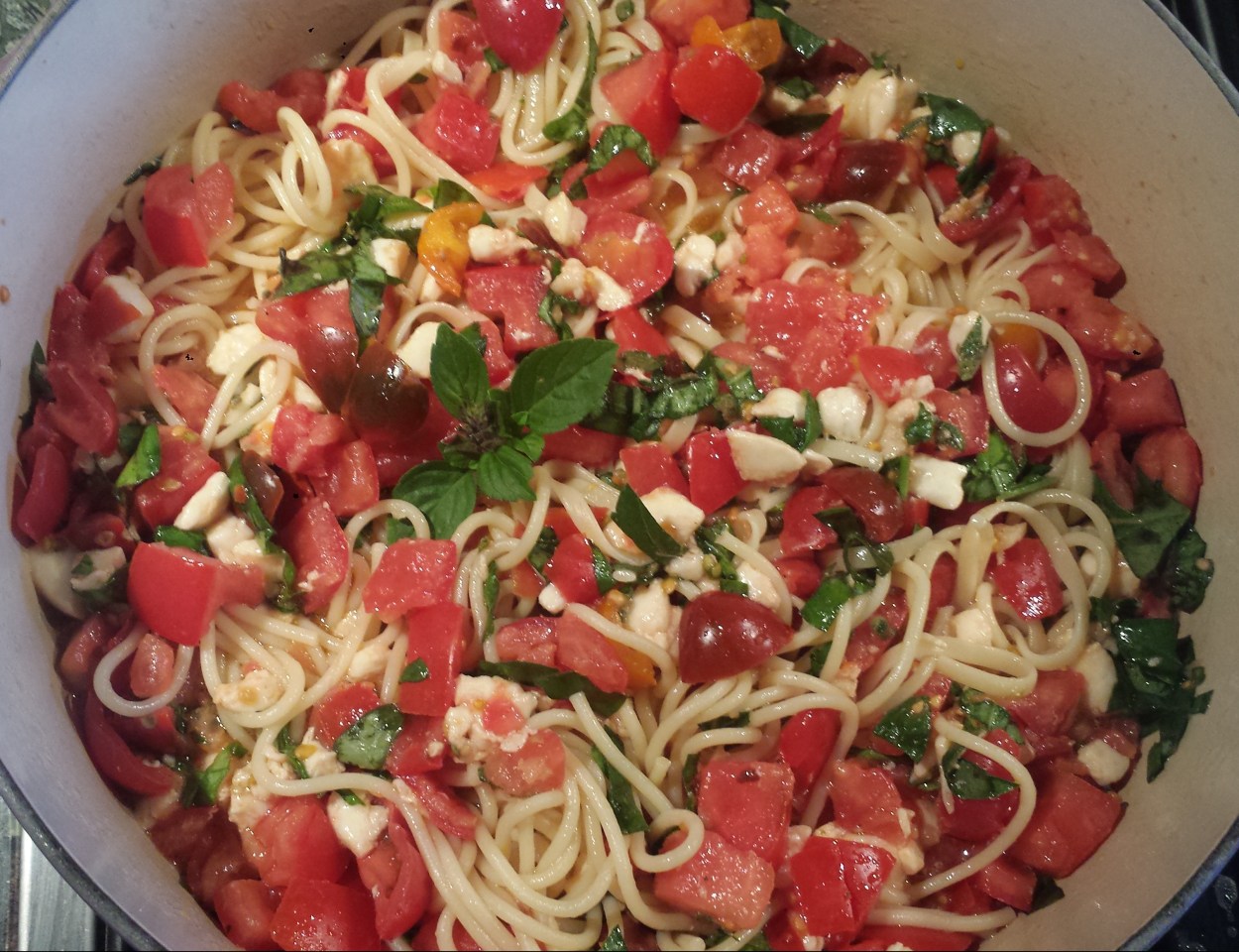 Best Pasta with No Cook Tomato Sauce | goodmotherdiet